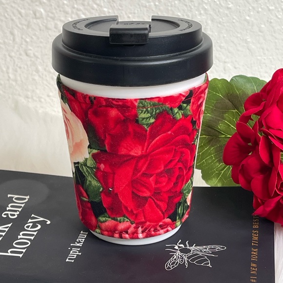 Dining | Typo Coffee Cup With Central Perk Slogan | Poshmark